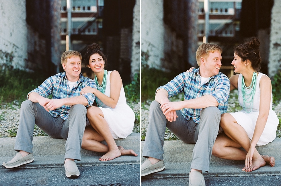 Rebecca and Dustin /// Milwaukee Wisconsin Engagement Session - Best ...